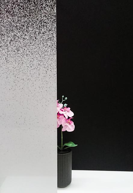 → Professional Privacy Window Films | Order Online in EU
